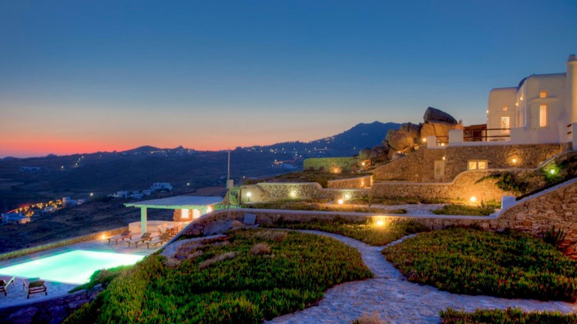 Luxury Villas in Cyclades - Wellness facilities | BlueVillas